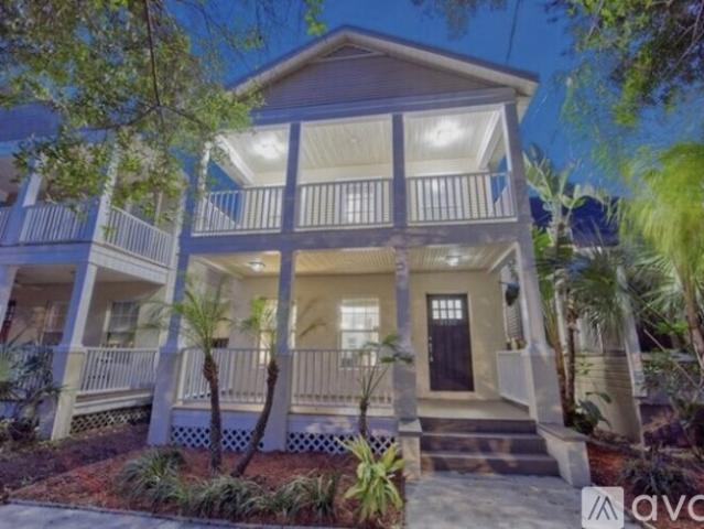 3 BR, 2.5 BA Apartment 2132 W Spruce St, Tampa, FL 33607
