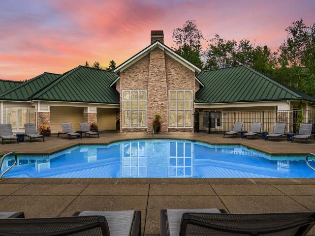3 BR, 2.5 BA Apartment 22433 Northeast Marketplace Drive Unit C1020, Redmond, WA 98053