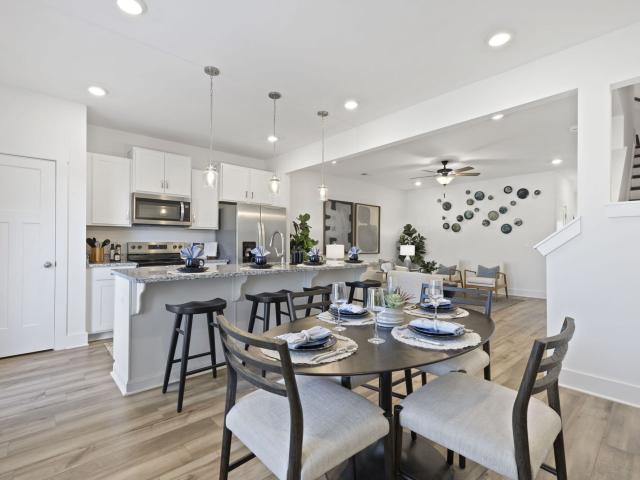 3 BR, 2.5 BA Apartment 2253 Jeffress Road Unit 118, Mills River, NC 28759