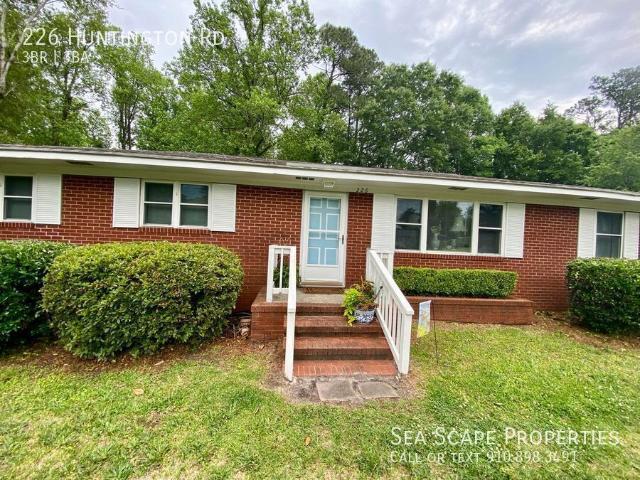 3 BR, 2.5 BA Apartment 226 Huntington Rd, Wilmington, NC 28403
