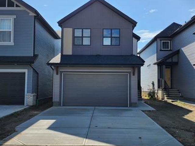 3 BR, 2.5 BA Apartment 22916 95 Ave NW, Edmonton, AB T5T 5X7