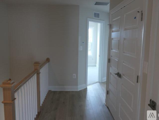 3 BR, 2.5 BA Apartment 220 Springdale Road, Unit Creekwood Village, Waynesboro, VA 22980