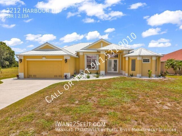 3 BR, 2.5 BA Apartment 2212 Harbour Dr, Punta Gorda, FL 33983