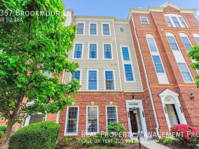 3 BR, 2.5 BA Apartment 2357 Brookmoor Ln, Woodbridge, VA 22191