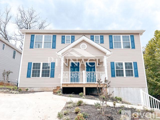3 BR, 2.5 BA Apartment 2305 Tazewell Ave, Unit B, Lynchburg, VA 24501
