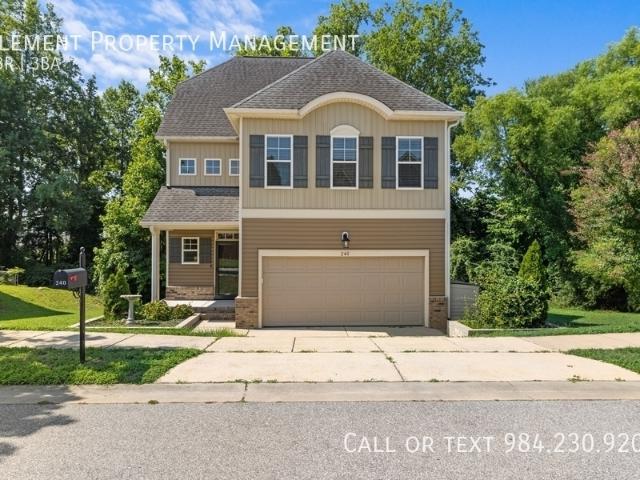 3 BR, 2.5 BA Apartment 240 E Quailwood Dr, Fuquay Varina, NC 27526