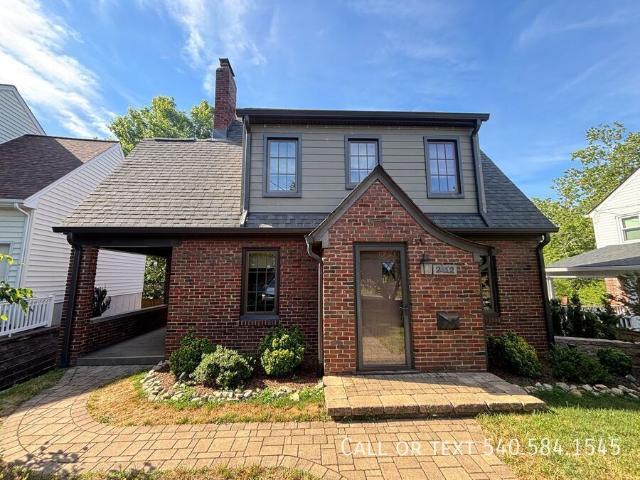 3 BR, 2.5 BA Apartment 2412 Alberta Ave SW, Roanoke, VA 24015