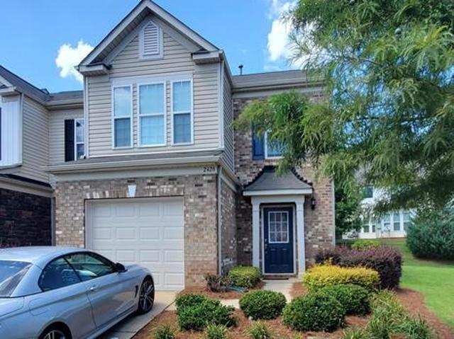 3 BR, 2.5 BA Apartment 2426 Royal York Avenue, Unit Royal York, Charlotte, NC 28210