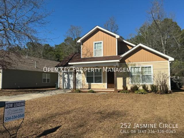 3 BR, 2.5 BA Apartment 252 Jasmine Circle, Enterprise, AL 36330