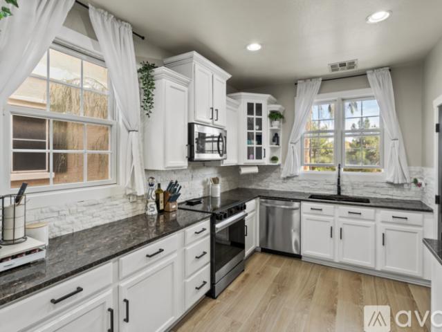 3 BR, 2.5 BA Apartment 2791 South Balsam Drive, Unit Balsam, Gilbert, AZ 85295