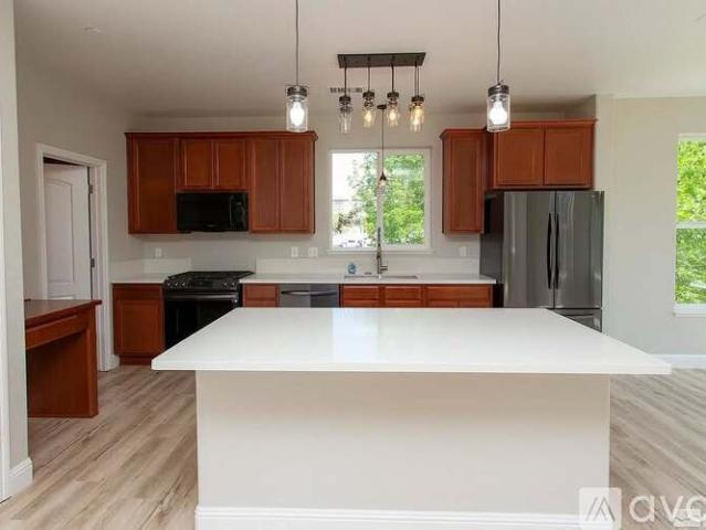 3 BR, 2.5 BA Apartment 2700 Dana Kristin Ln, Unit 2700, Reno, NV 89503