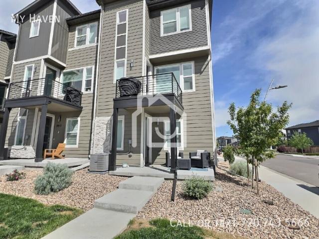 3 BR, 2.5 BA Apartment 2811 W 69th Ave, Federal Heights, CO 80221