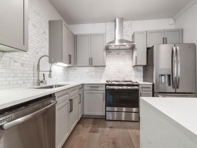 3 BR, 2.5 BA Apartment 2820 McKinnon Street Unit 5122, Dallas, TX 75201
