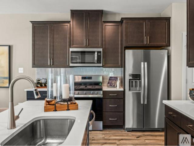 3 BR, 2.5 BA Apartment 28 Shamrock Cir, Unit 28, Downingtown, PA 19335