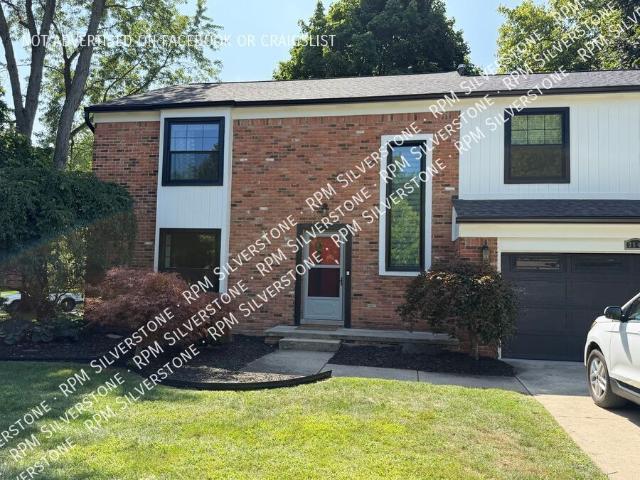 3 BR, 2.5 BA Apartment 2945 Cedar Ridge Drive, Troy, MI 48084