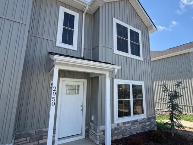 3 BR, 2.5 BA Apartment 2950 Locust Grove Court, Harrisonburg, VA 22801