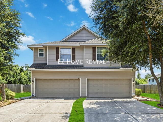 3 BR, 2.5 BA Apartment 2951 Hackamore Hollow Lane, Houston, TX 77014