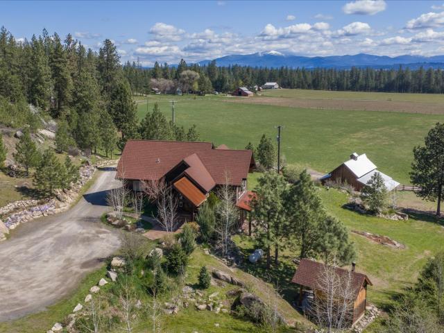 3 BR, 2.5 BA Apartment 316 W Austin Rd, Spokane, WA 99208