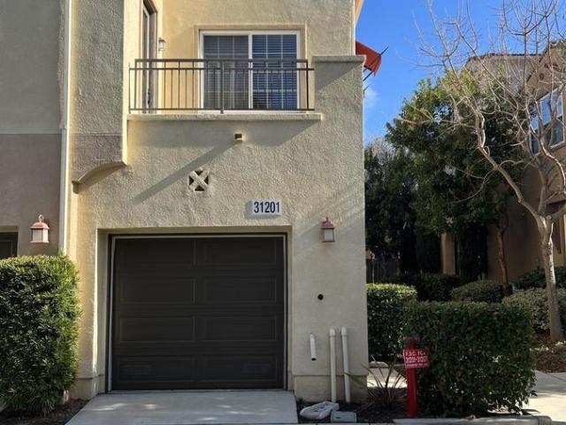 3 BR, 2.5 BA Apartment 31201 Strawberry Tree, Temecula, CA 92592