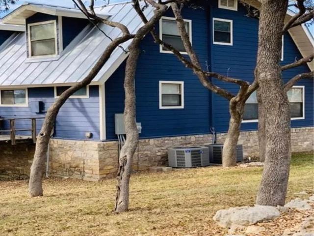 3 BR, 2.5 BA Apartment 324 Spring Branch Drive, Leakey, TX 78873