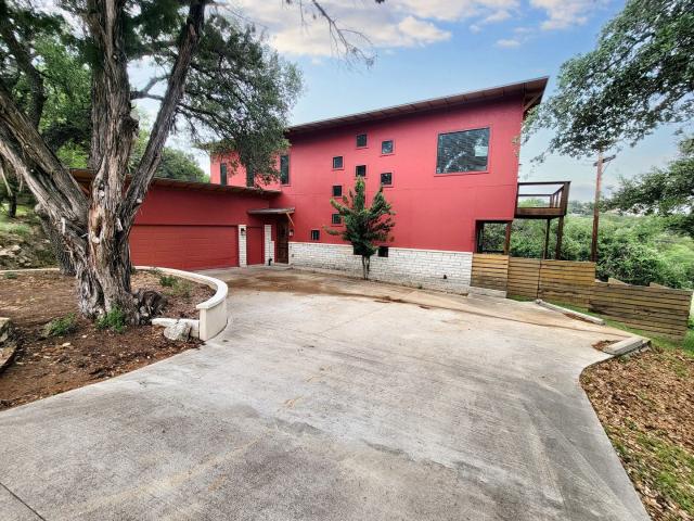 3 BR, 2.5 BA Apartment 325 Southwind Road, Point Venture, TX 78645