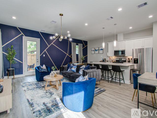 3 BR, 2.5 BA Apartment 3216 Bostic St, Houston, TX 77093