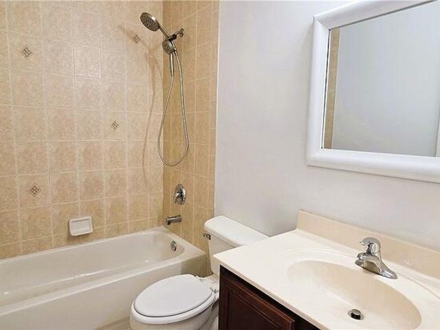 3 BR, 2.5 BA Apartment 3345 Dandolo Circle, Unit Townhouse, Cape Coral, FL 33909