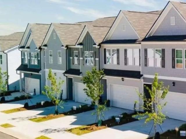 3 BR, 2.5 BA Apartment 3369 The Way Place, Atlanta, GA 30349