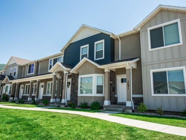 3 BR, 2.5 BA Apartment 3310 N 1750 E Unit A 1728, Layton, UT 84040