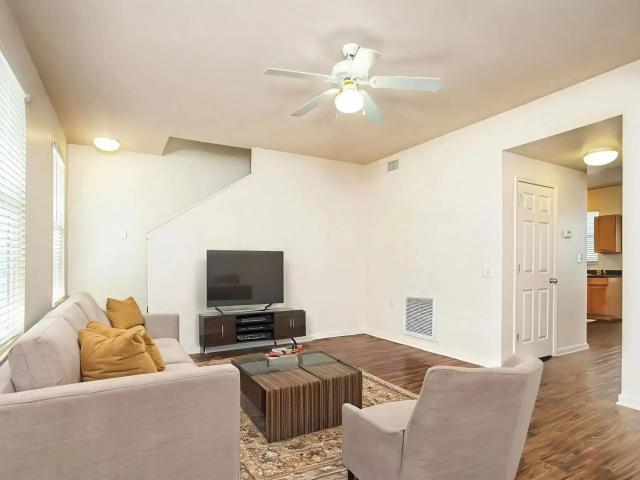 3 BR, 2.5 BA Apartment 3320 Clara St Unit 49 2908, New Orleans, LA 70115