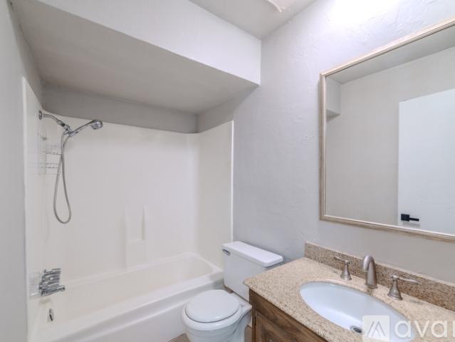 3 BR, 2.5 BA Apartment 3326 Rock Creek Way, Unit 3326, Oklahoma City, OK 73120