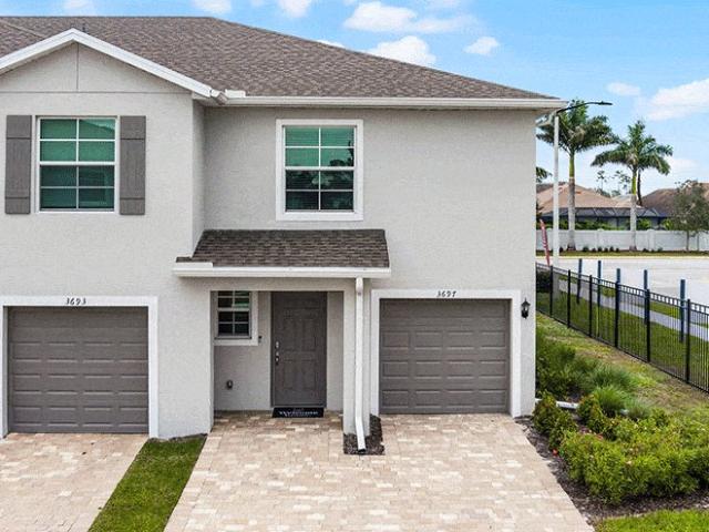 3 BR, 2.5 BA Apartment 3330 Soluna Loop Unit 1232412, Naples, FL 34120