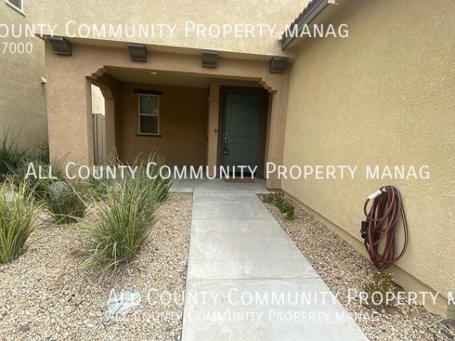 3 BR, 2.5 BA Apartment 34155 Shasta Dr, Lake Elsinore, CA 92532