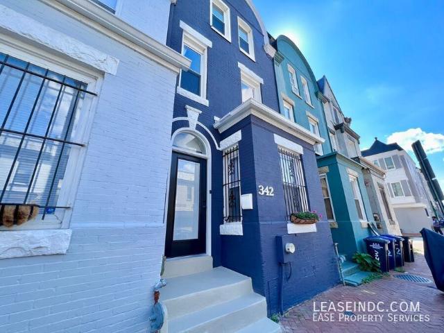 3 BR, 2.5 BA Apartment 342 Elm Street NW, Washington, DC 20001