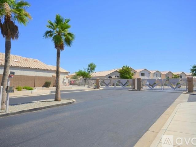 3 BR, 2.5 BA Apartment 3552 West Chama Drive, Glendale, AZ 85310