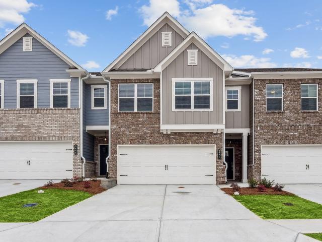 3 BR, 2.5 BA Apartment 352 Stately Oaks Ct Unit 039326, Hoschton, GA 30548