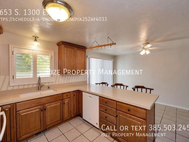 3 BR, 2.5 BA Apartment 3653 S. 1300 E Millcreek, UT 84106