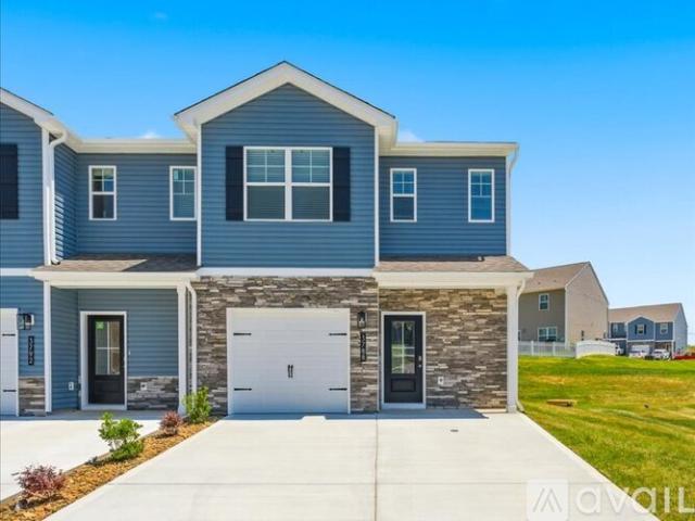 3 BR, 2.5 BA Apartment 3788 Wyatt Way, Sevierville, TN 37764