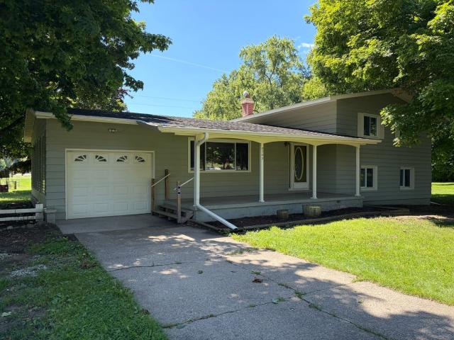 3 BR, 2.5 BA Apartment 3737 W. Howell Road, Mason, MI 48854