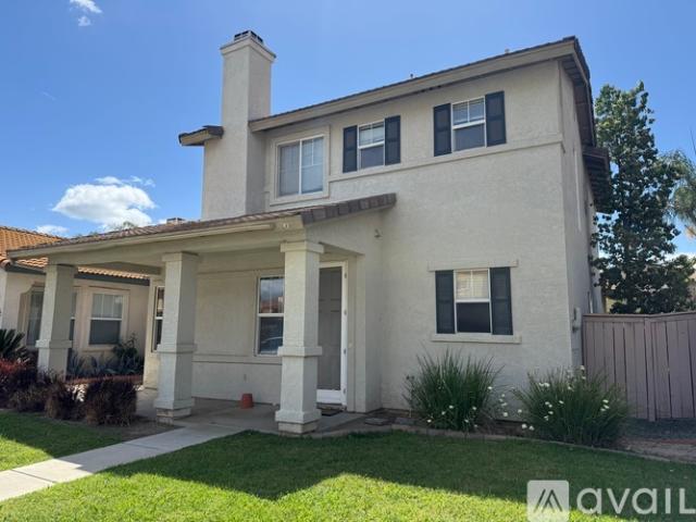 3 BR, 2.5 BA Apartment 39561 Tischa Dr, Temecula, CA 92591