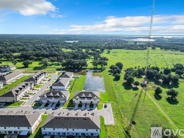 3 BR, 2.5 BA Apartment 3904 Academia Avenue, Unit Lakeland Townhouse, Lakeland, FL 33803