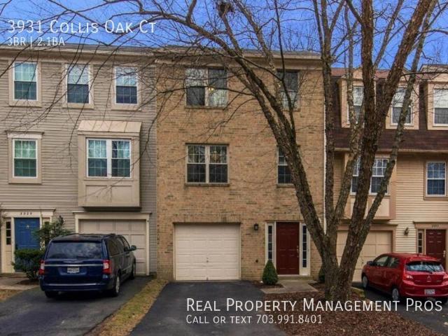 3 BR, 2.5 BA Apartment 3931 Collis Oak Ct, Fairfax, VA 22033