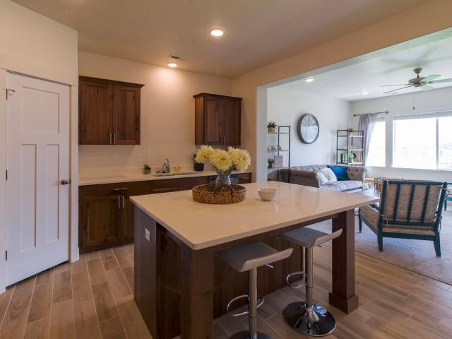 3 BR, 2.5 BA Apartment 3931 E. Cardon Lane Unit 12 12 05, Eagle Mountain, UT 84005