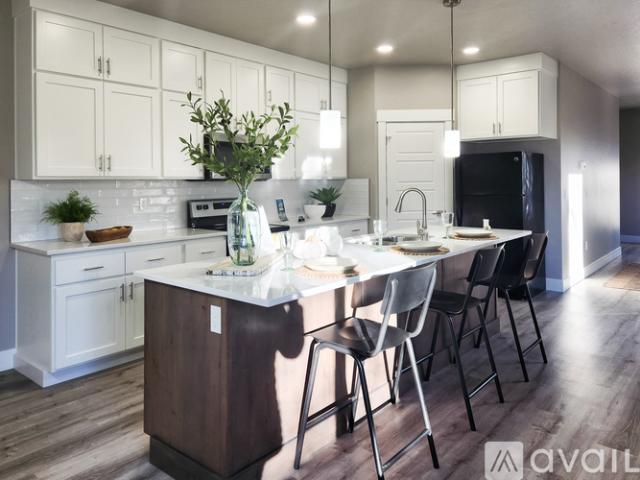 3 BR, 2.5 BA Apartment 406 S 11 Th St, Unit 408, Payette, ID 83661