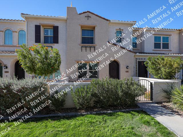 3 BR, 2.5 BA Apartment 4077 S Sabrina Dr, Chandler, AZ 85248