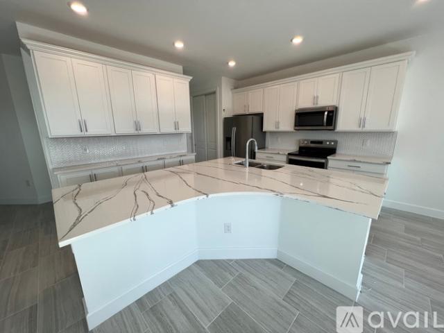 3 BR, 2.5 BA Apartment 4086 Sonoma Oaks Circle, Unit 4086, Naples, FL 34119