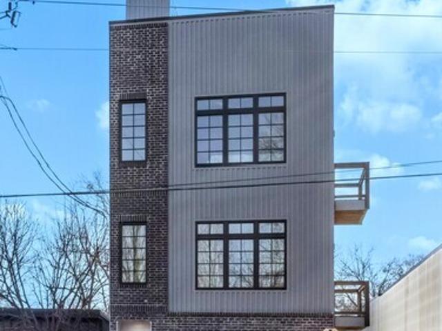 3 BR, 2.5 BA Apartment 417 East College Avenue, Unit 201, Decatur, GA 30030