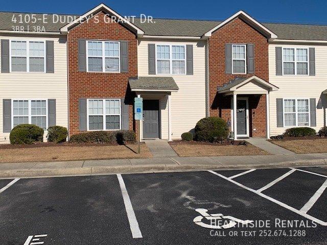 3 BR, 2.5 BA Apartment 4105 E Dudley's Grant Dr Winterville, NC 28590