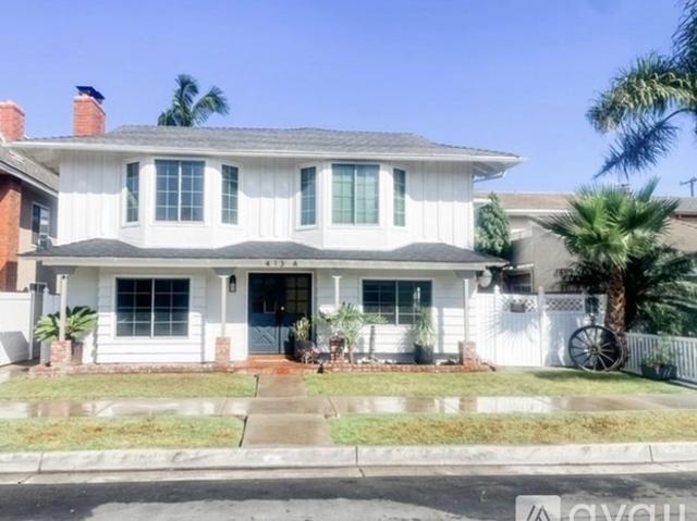 3 BR, 2.5 BA Apartment 413 14th Street, Unit A, Huntington Beach, CA 92648