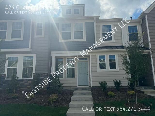 3 BR, 2.5 BA Apartment 426 Channel Drop Dr, Clayton, NC 27520